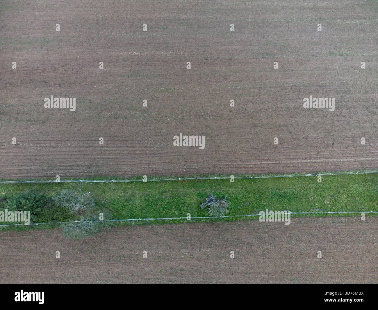 Drone vertical shot narrow hi-res stock photography and images - Alamy