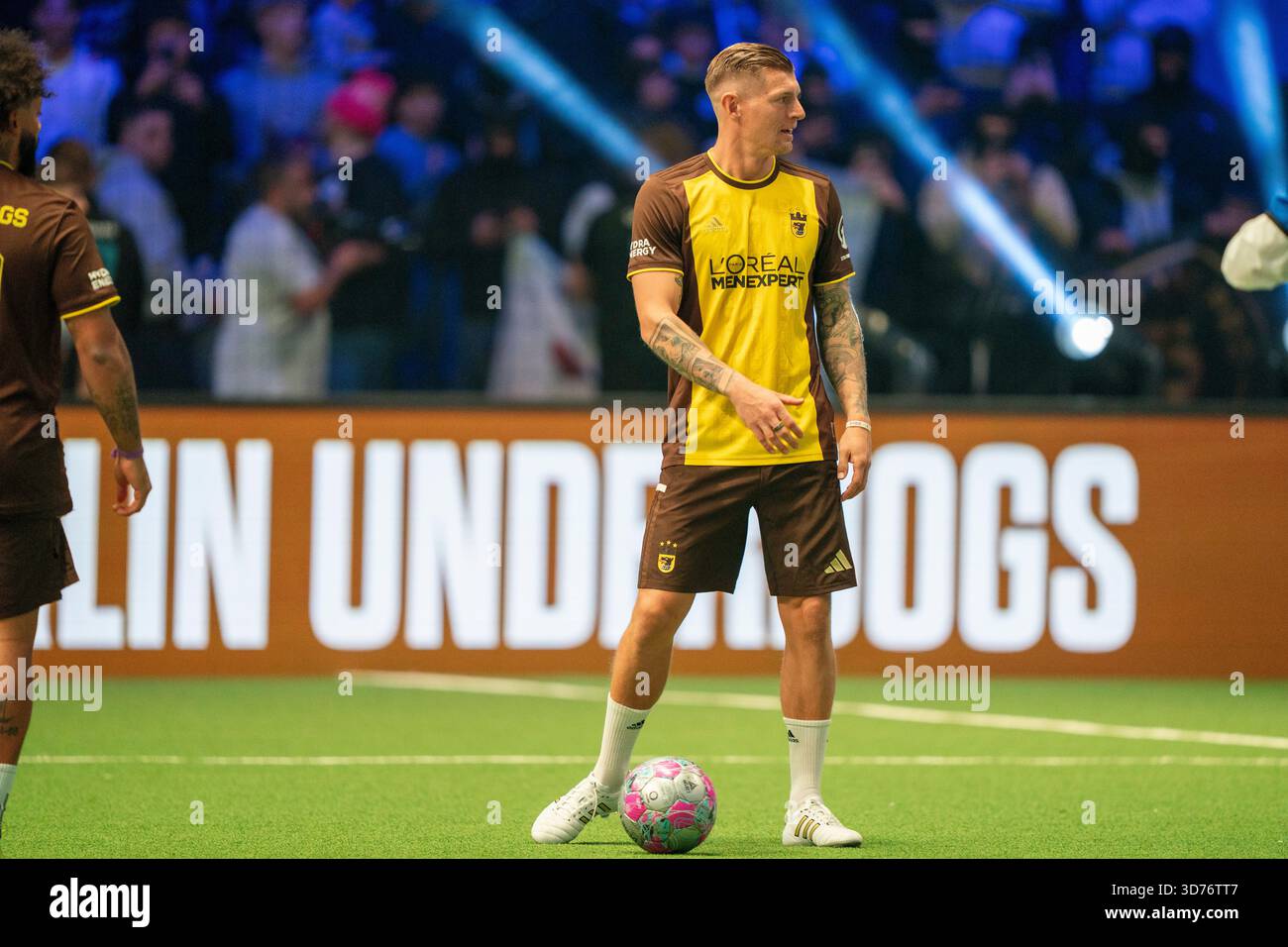 Toni Kroos (former soccer player of Real Madrid) with Loreal (L OREAL ...