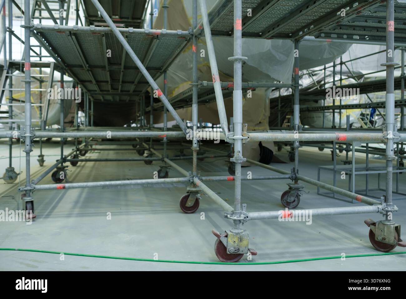 Frames scaffolding system hi-res stock photography and images - Alamy