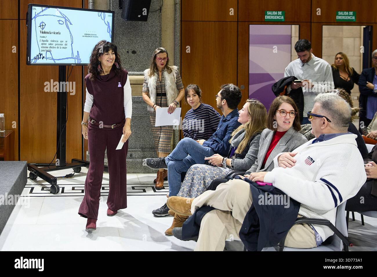 The Minister of Equality, Ana Redondo, presents the institutional ...