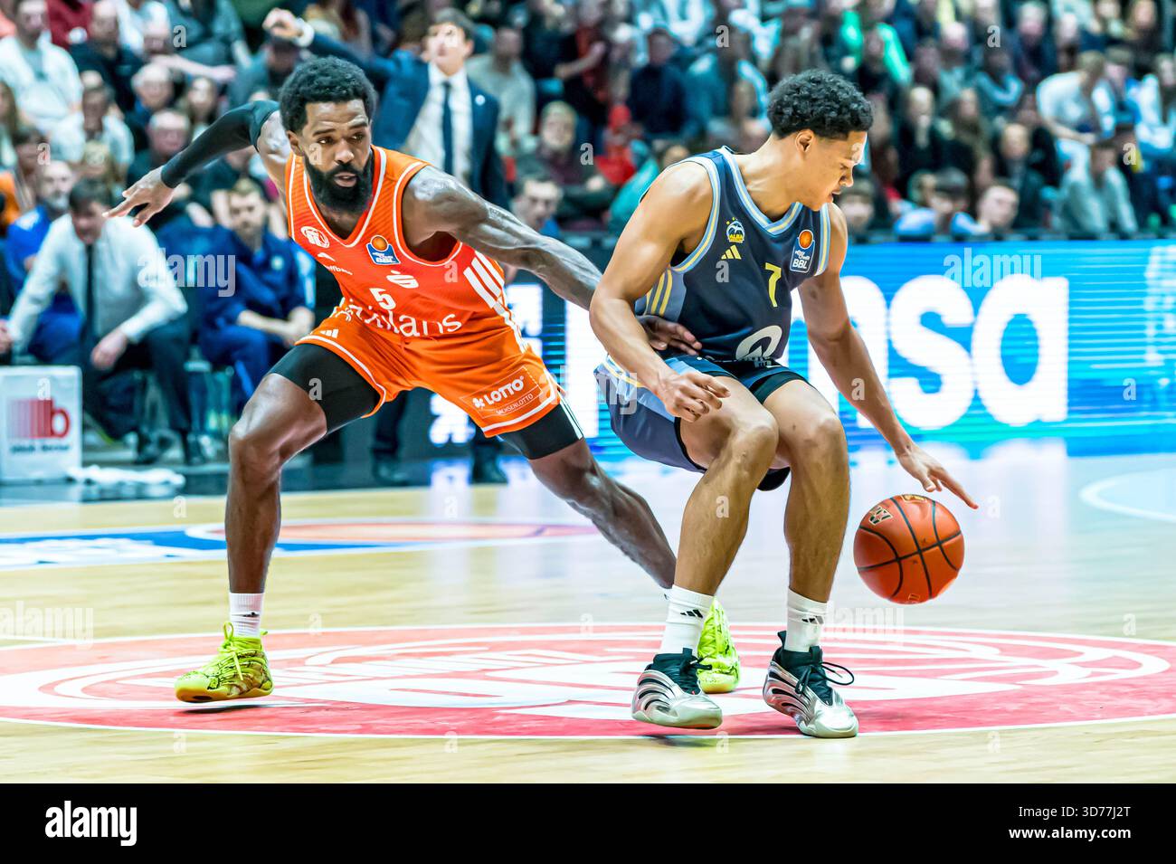 Chemnitz, Germany November 23, 2025: 1.BBL - 2025/2026 - Niners ...