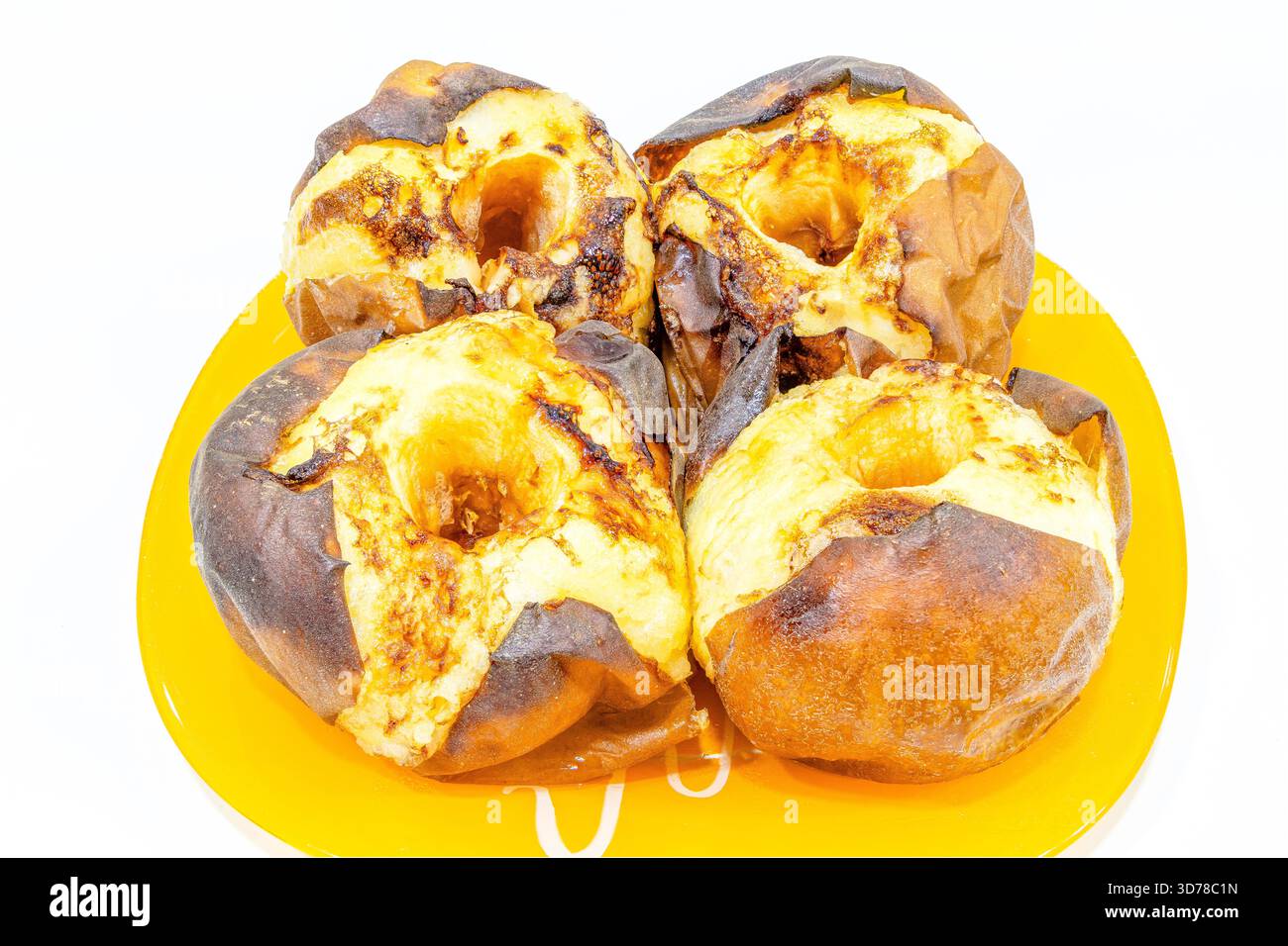 Reineta apples roasted in the airfryer Stock Photo - Alamy