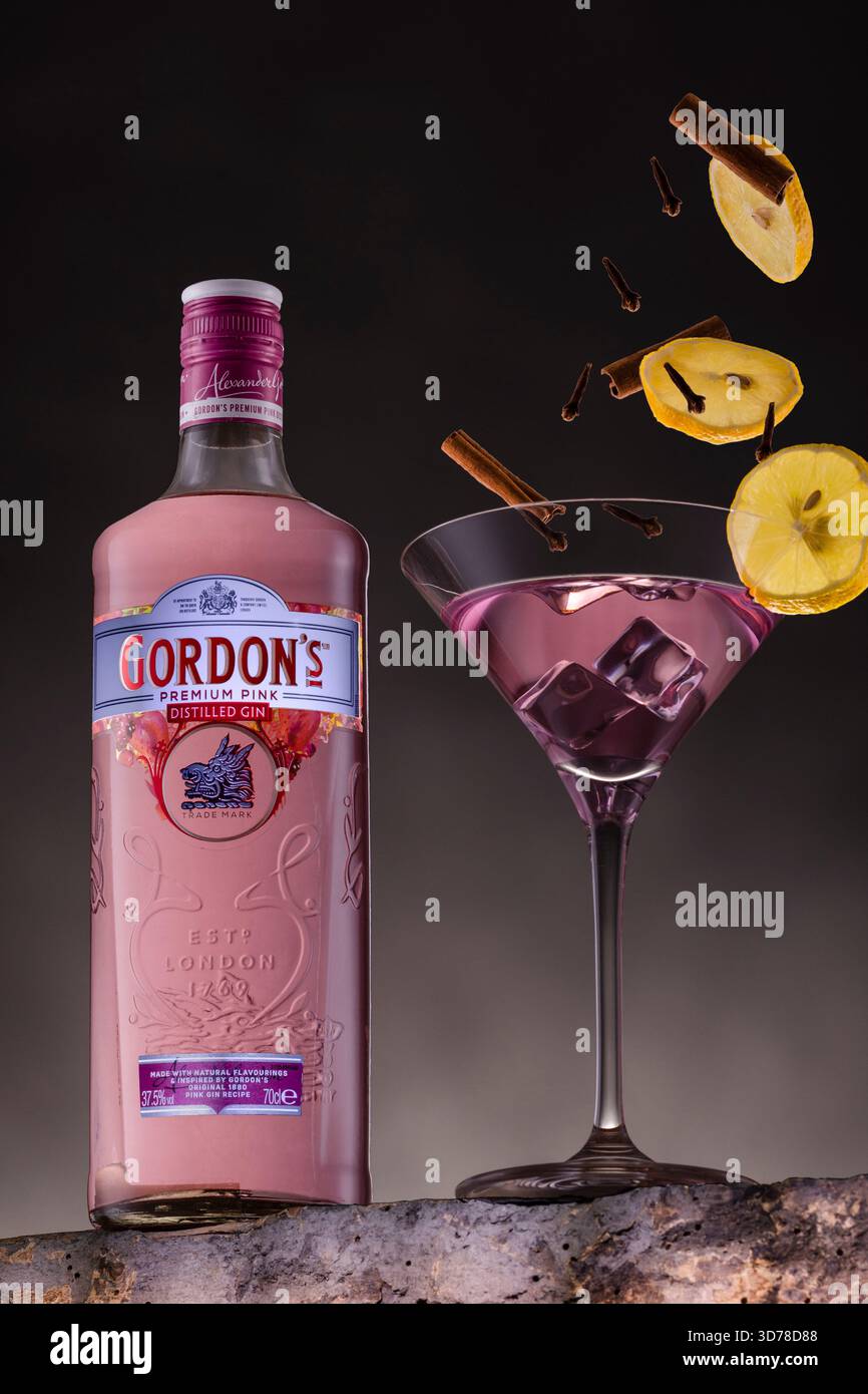 Gin, Gordons, Pink Stock Photo - Alamy
