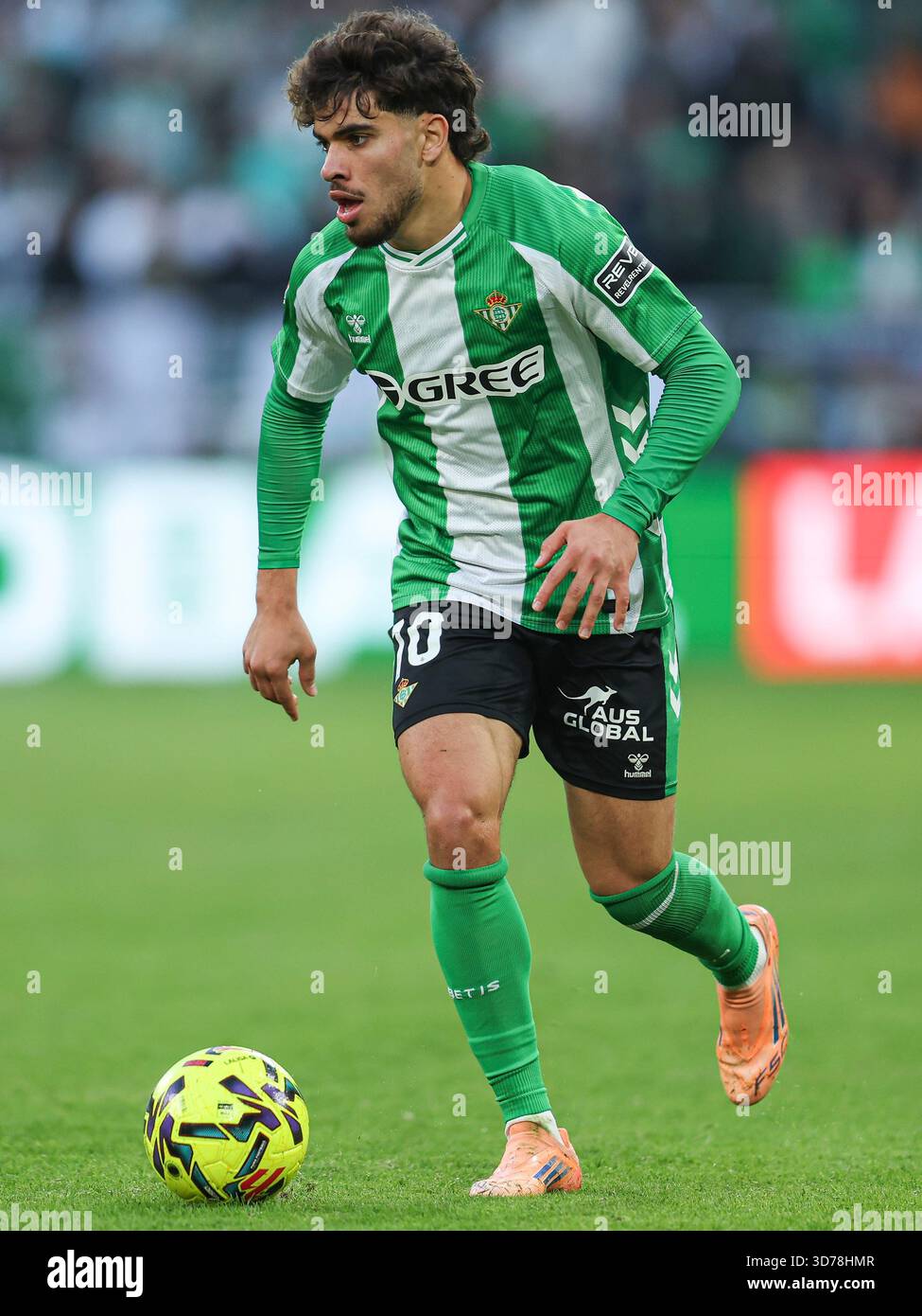 Abde Ezzalzouli of Real Betis during the La Liga EA Sports match ...