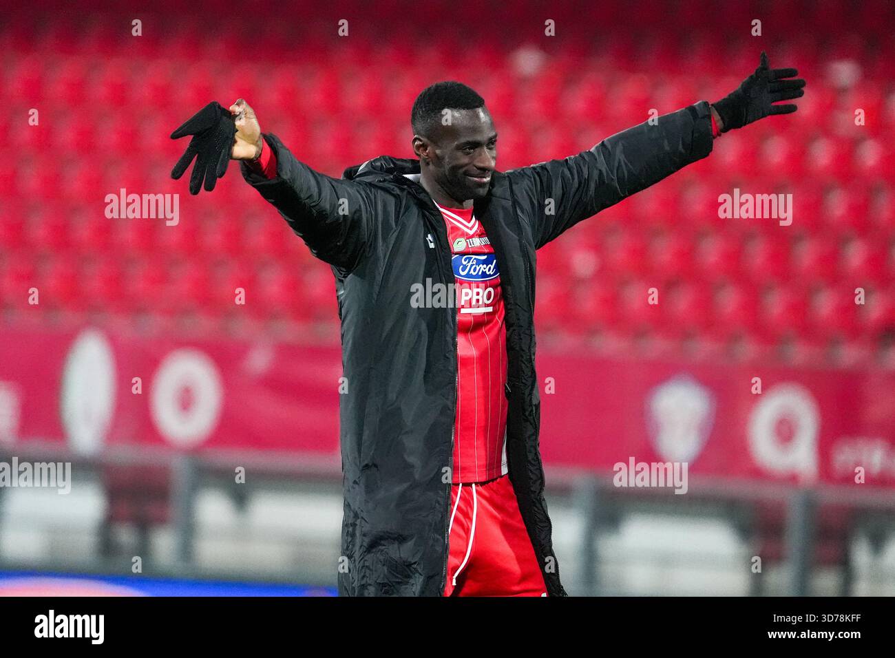 Monza, Italy. 23/11/2025. Pedro Obiang during AC Monza against Cesena ...