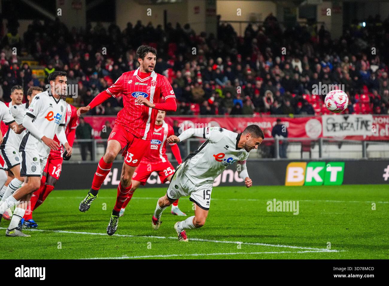 Andrea Ciofi during the Italian championship Serie B football match ...