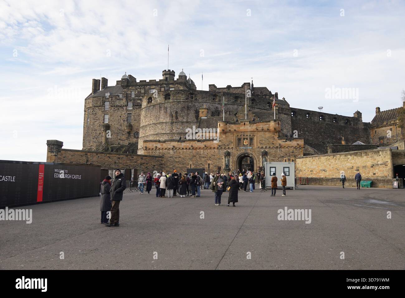 Visitors gathering at the entrance of Edinburgh Castle on the wide ...