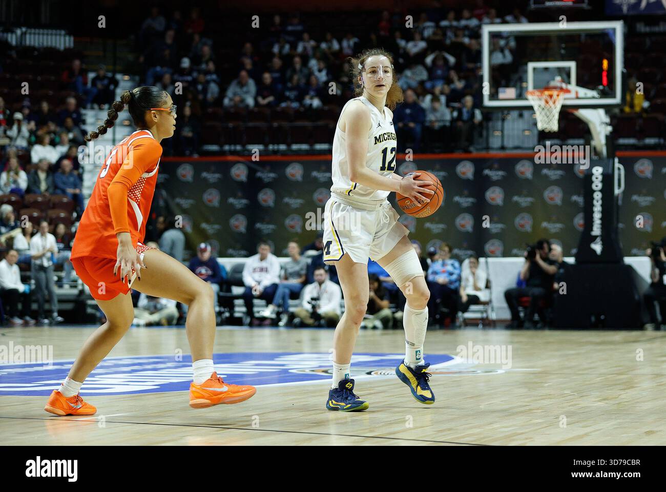 UNCASVILLE, CT - NOVEMBER 23: Syla Swords #12 of the Michigan ...