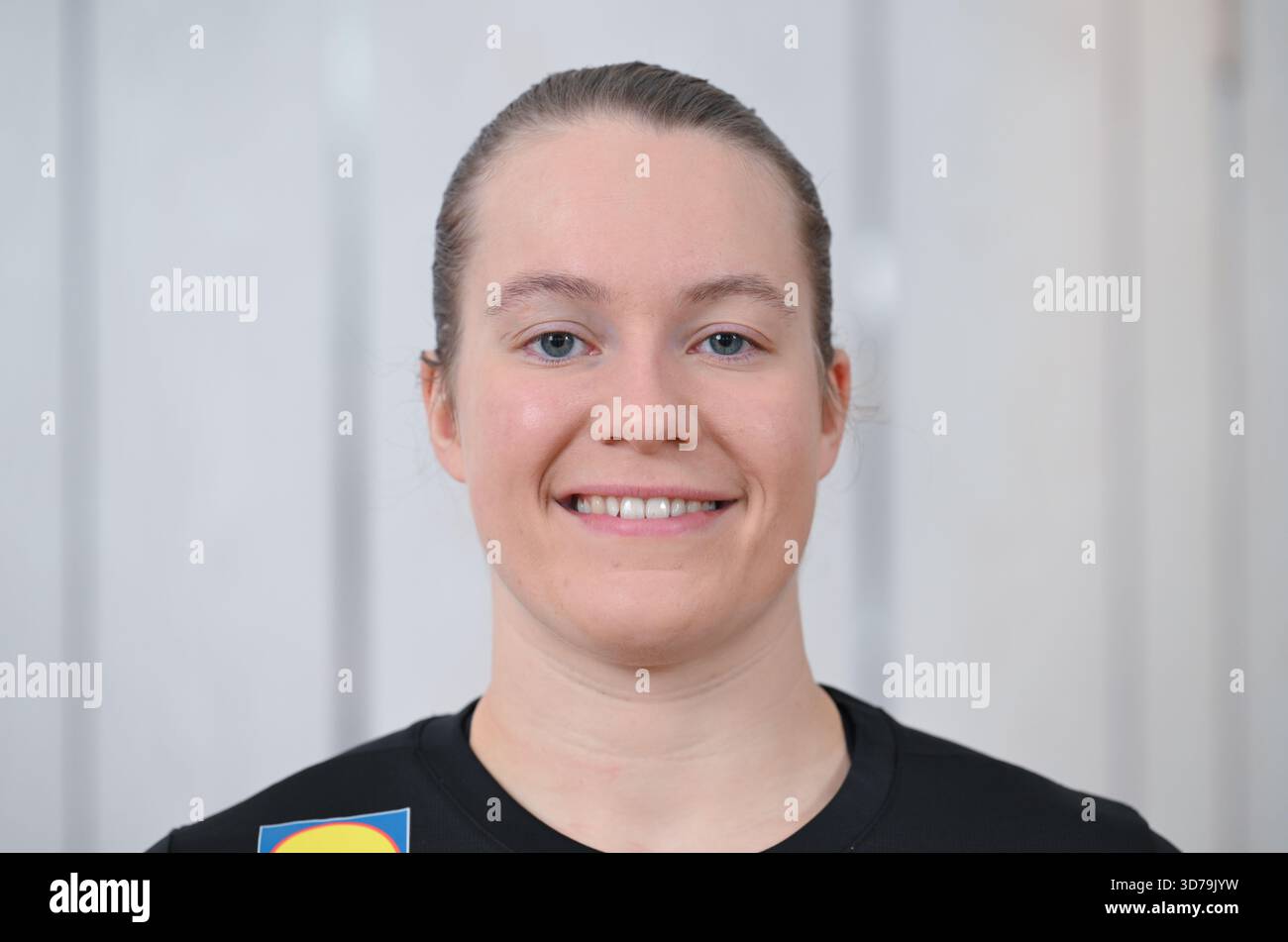 24 November 2025, Baden-Württemberg, Ludwigsburg: Handball: Women's ...