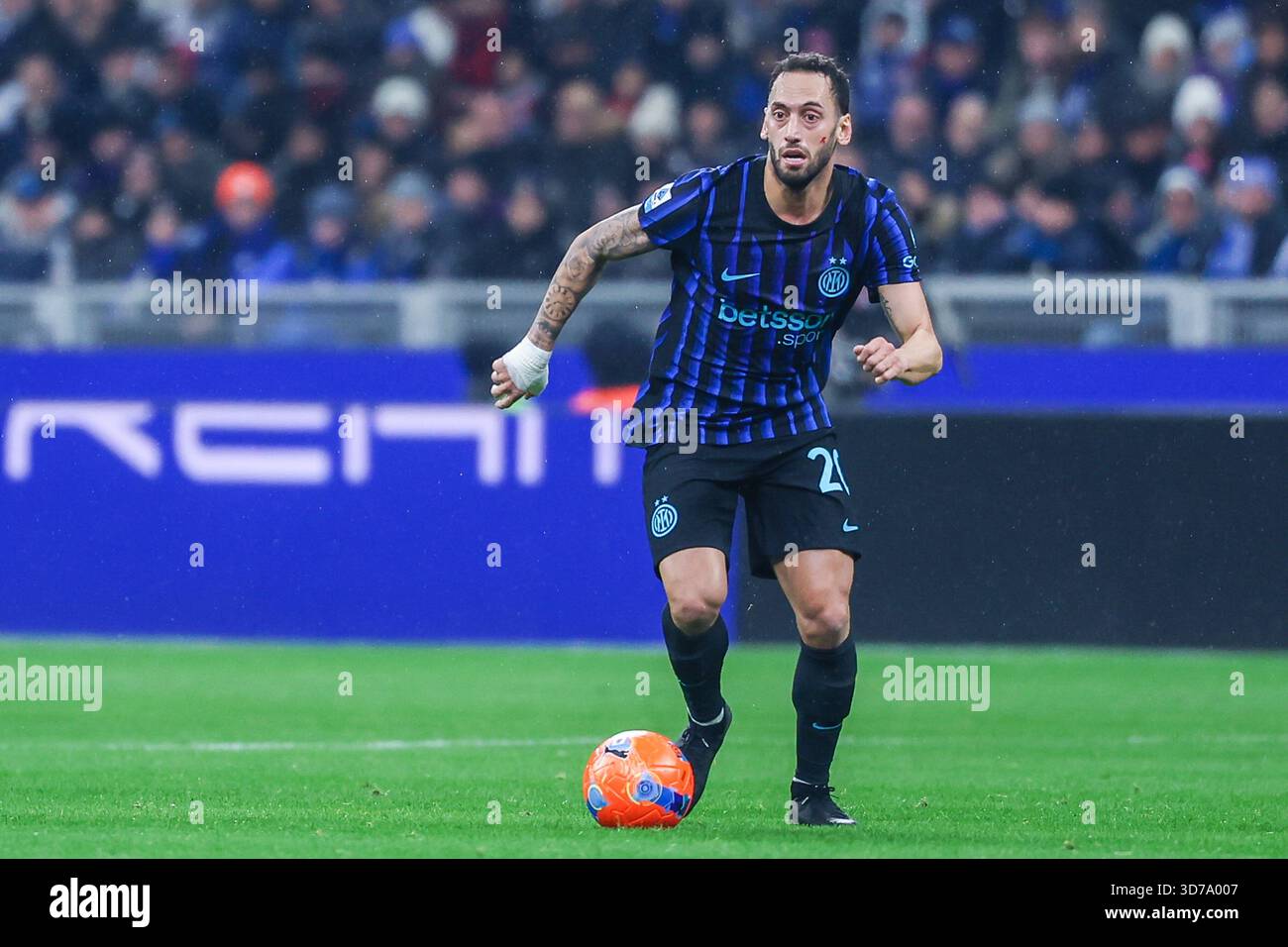 Hakan Calhanoglu of FC Internazionale seen in action during Serie A ...