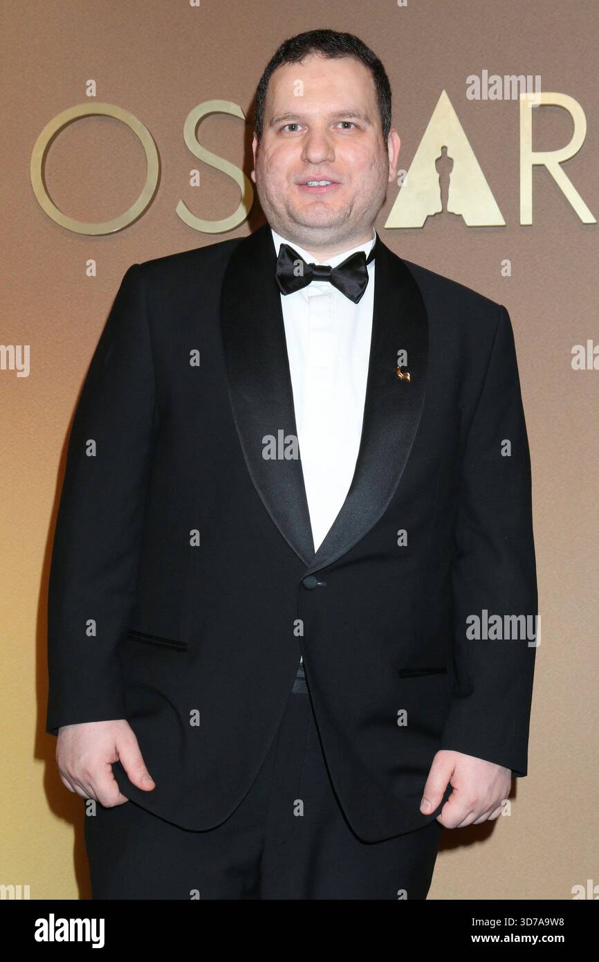 Hasan Hadi at arrivals for 16th Annual Governors Awards - Part 3, The ...