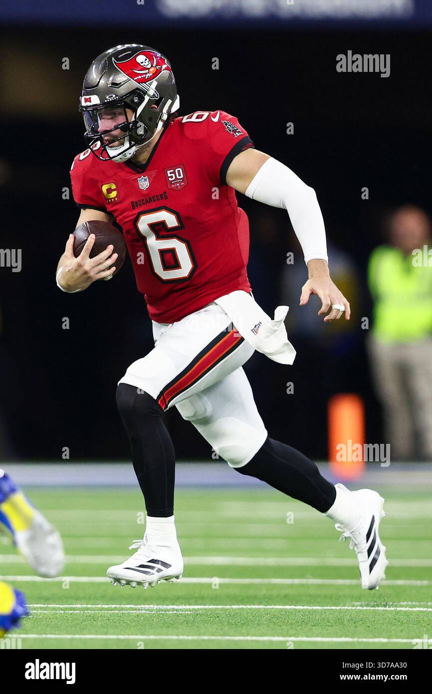 Tampa Bay Buccaneers quarterback Baker Mayfield runs the ball during ...