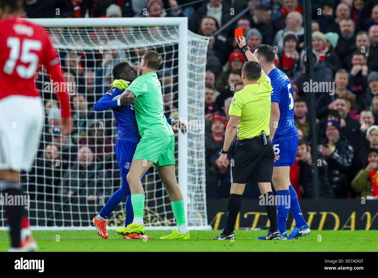 Everton midfielder Idrissa Gueye (27) sent off, red card during the ...