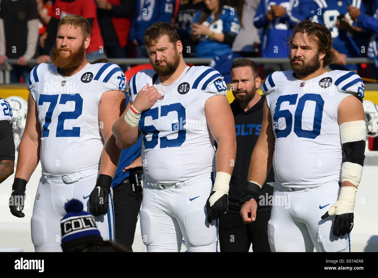 Indianapolis Colts offensive tackle Braden Smith (72), Colts center ...