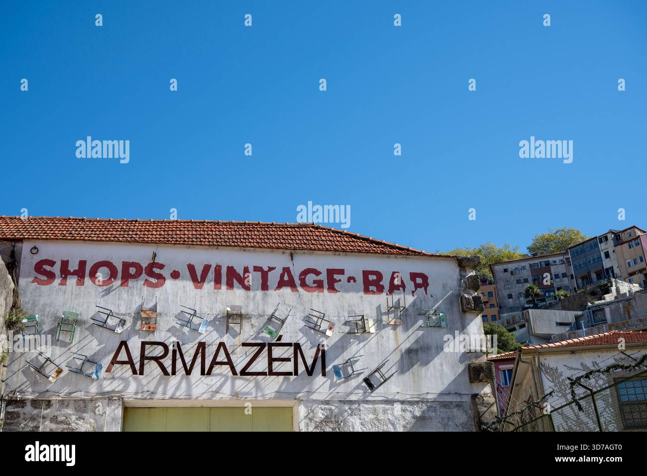 Porto blue sign hi-res stock photography and images - Alamy