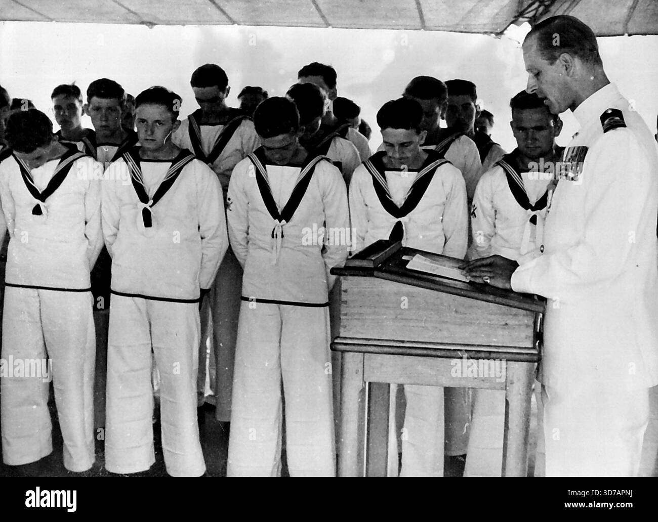 Prince philip mountbatten 1954 Black and White Stock Photos & Images ...