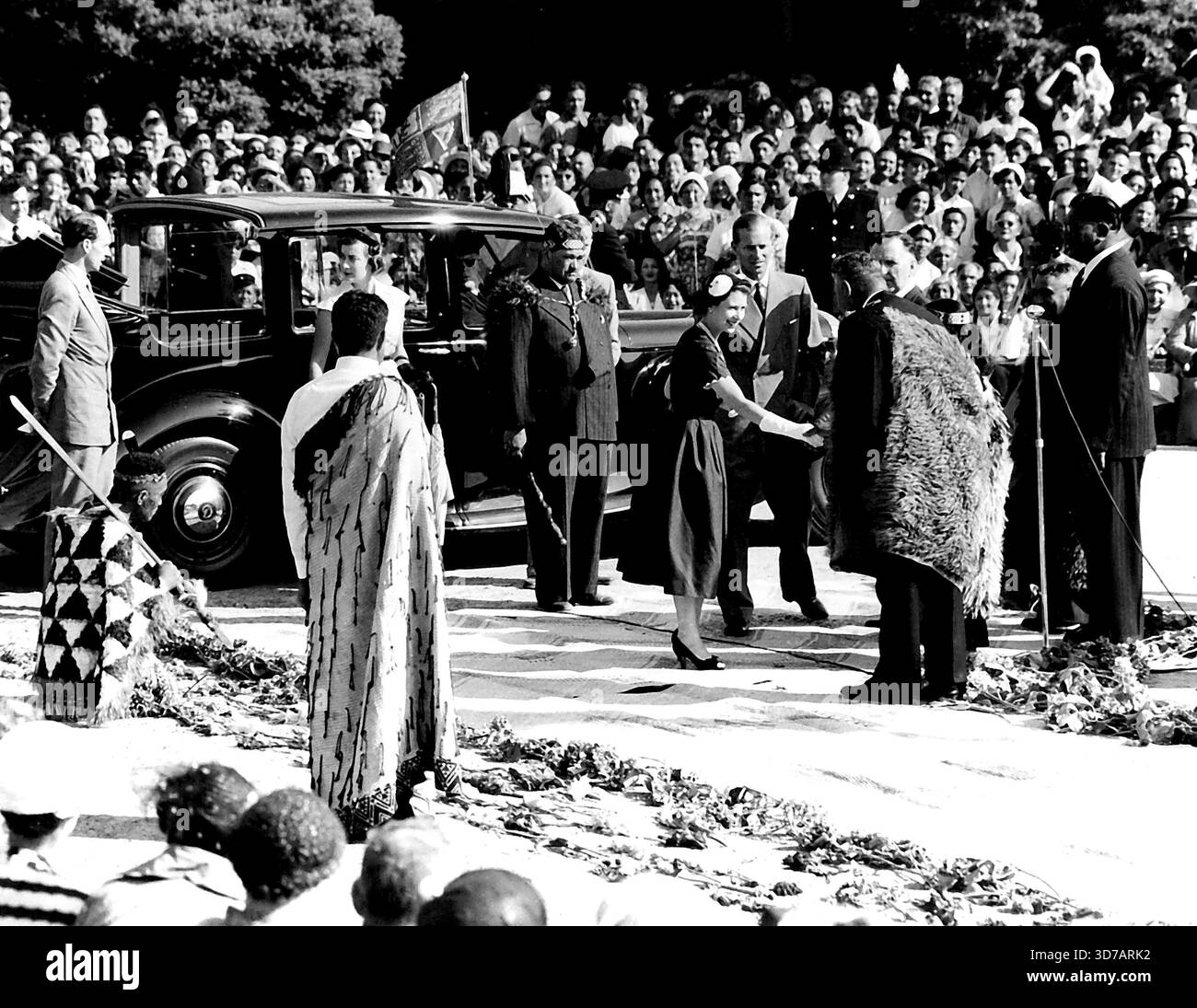 Queen Elizabeth and Duke of Edinburgh tour of New Zealand. January 11 ...