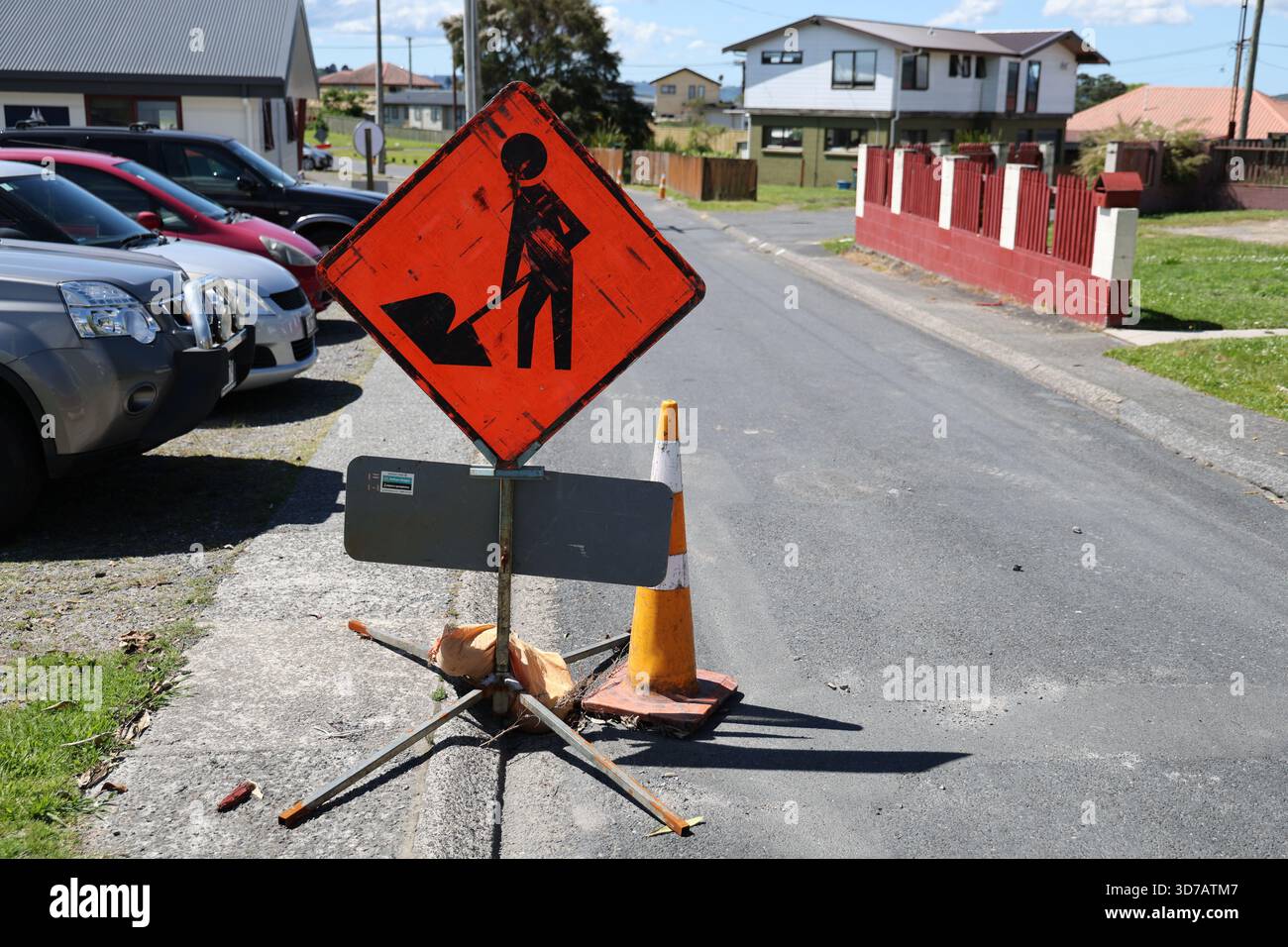 Plastic roadside pavement sign hi-res stock photography and images - Alamy