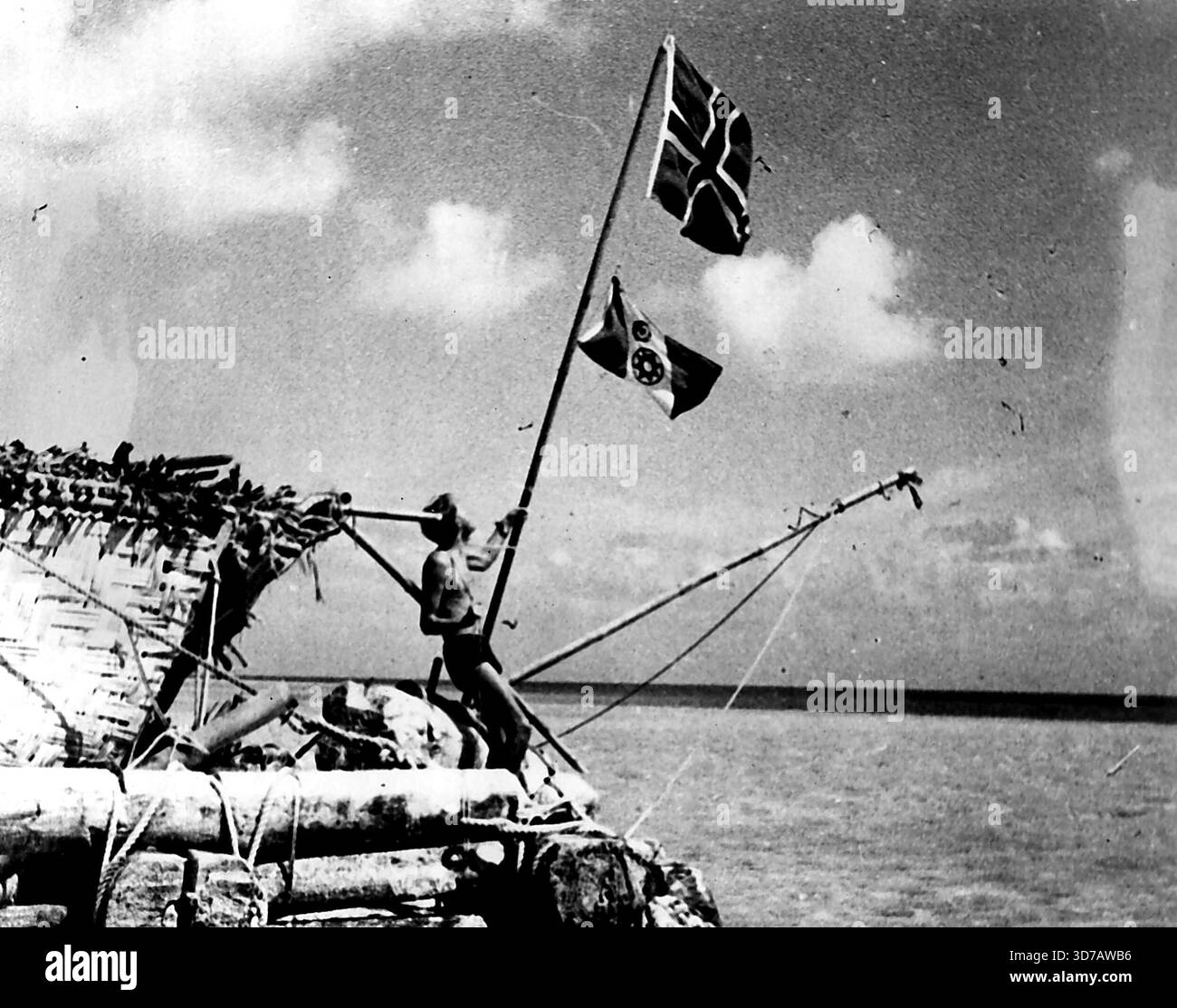 Kon-Tiki - 2nd Photos - No.2. The long voyage ended when the raft Kon ...