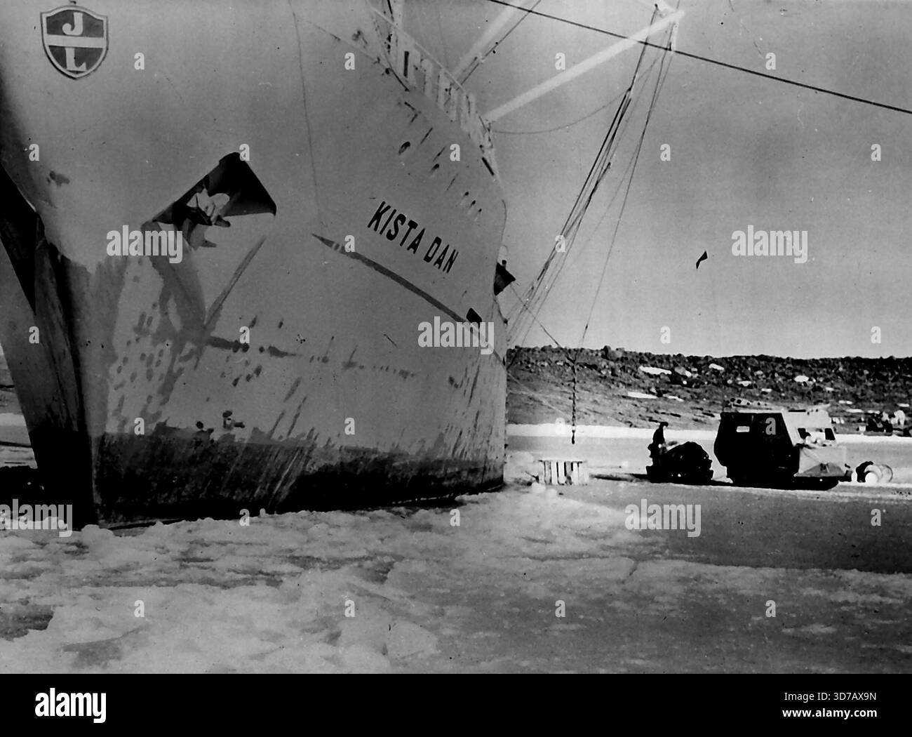 Australian national antarctic research expedition station hi-res stock ...