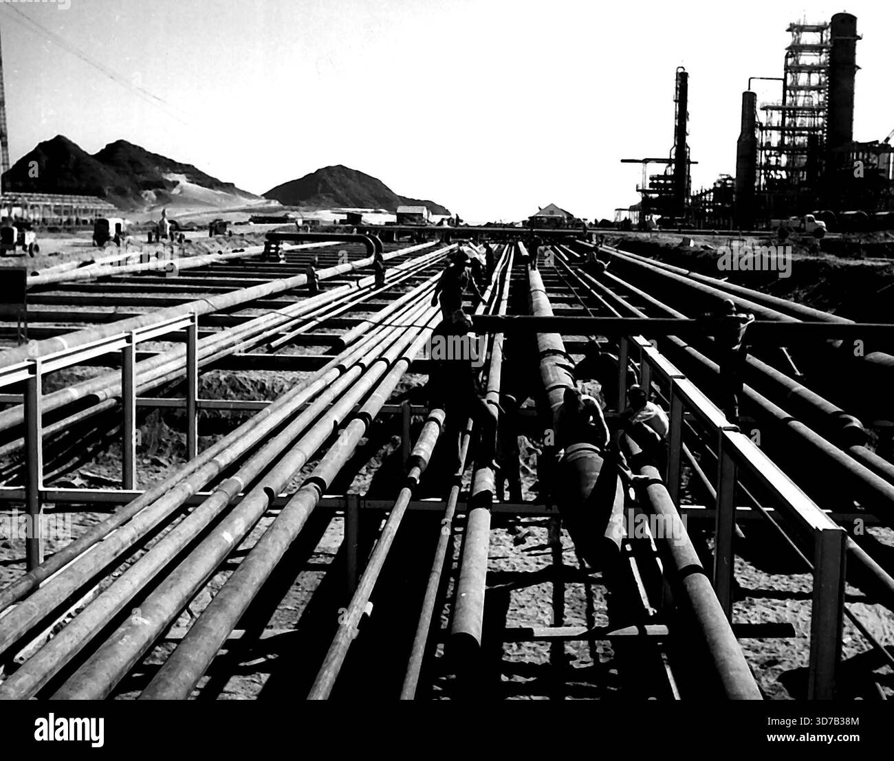 World's Largest Oil Refinery Rises From Desert - A section of one of ...