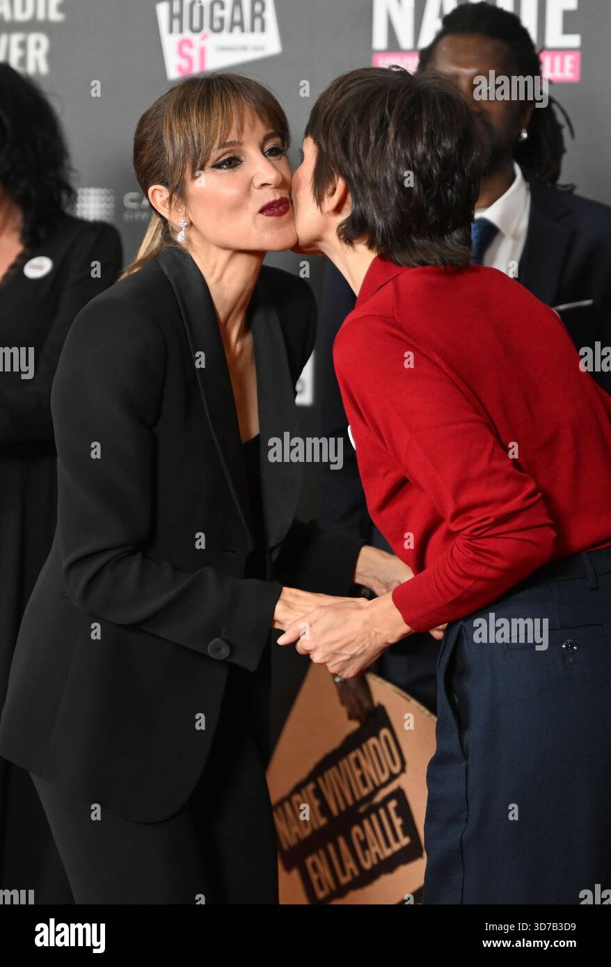 Alejandra Silva and Elena Anaya during the presentation of the ...