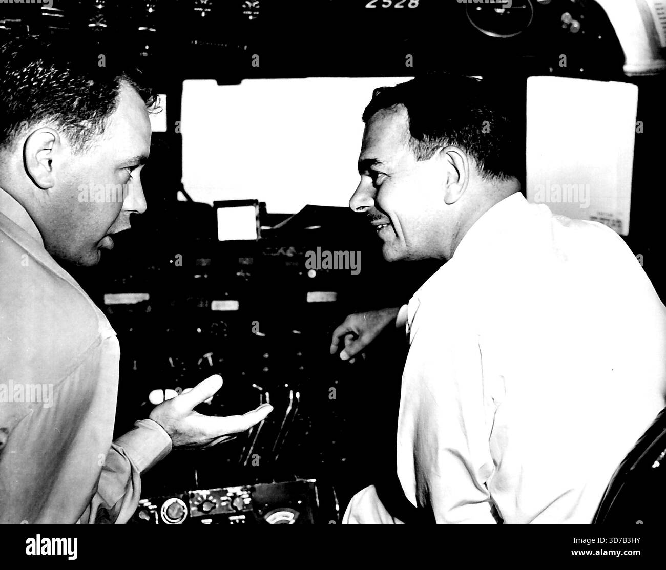 Flying Governor Gov. Thomas E. Dewey of New York exchanges his governor ...