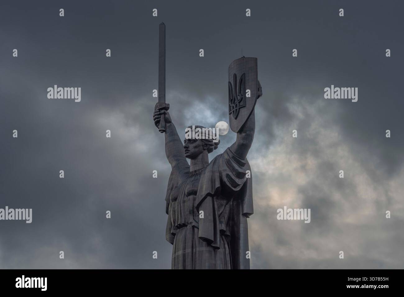 November 24, 2025, Kyiv, Kyiv City, Ukraine: Motherland Monument, also ...