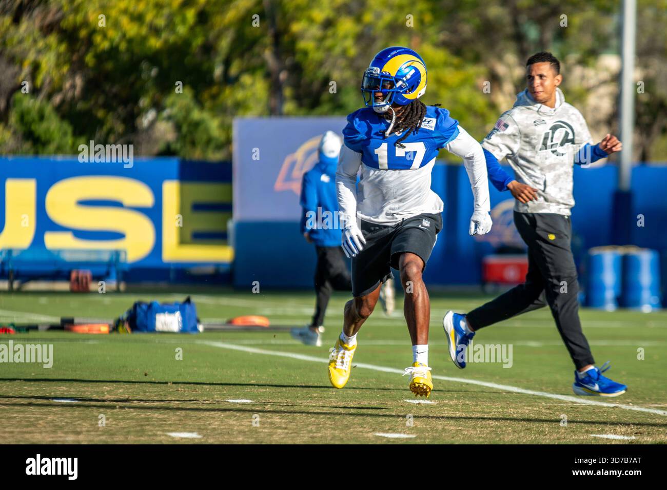 Los Angeles Rams wide receiver Davante Adams (17) during practice on ...