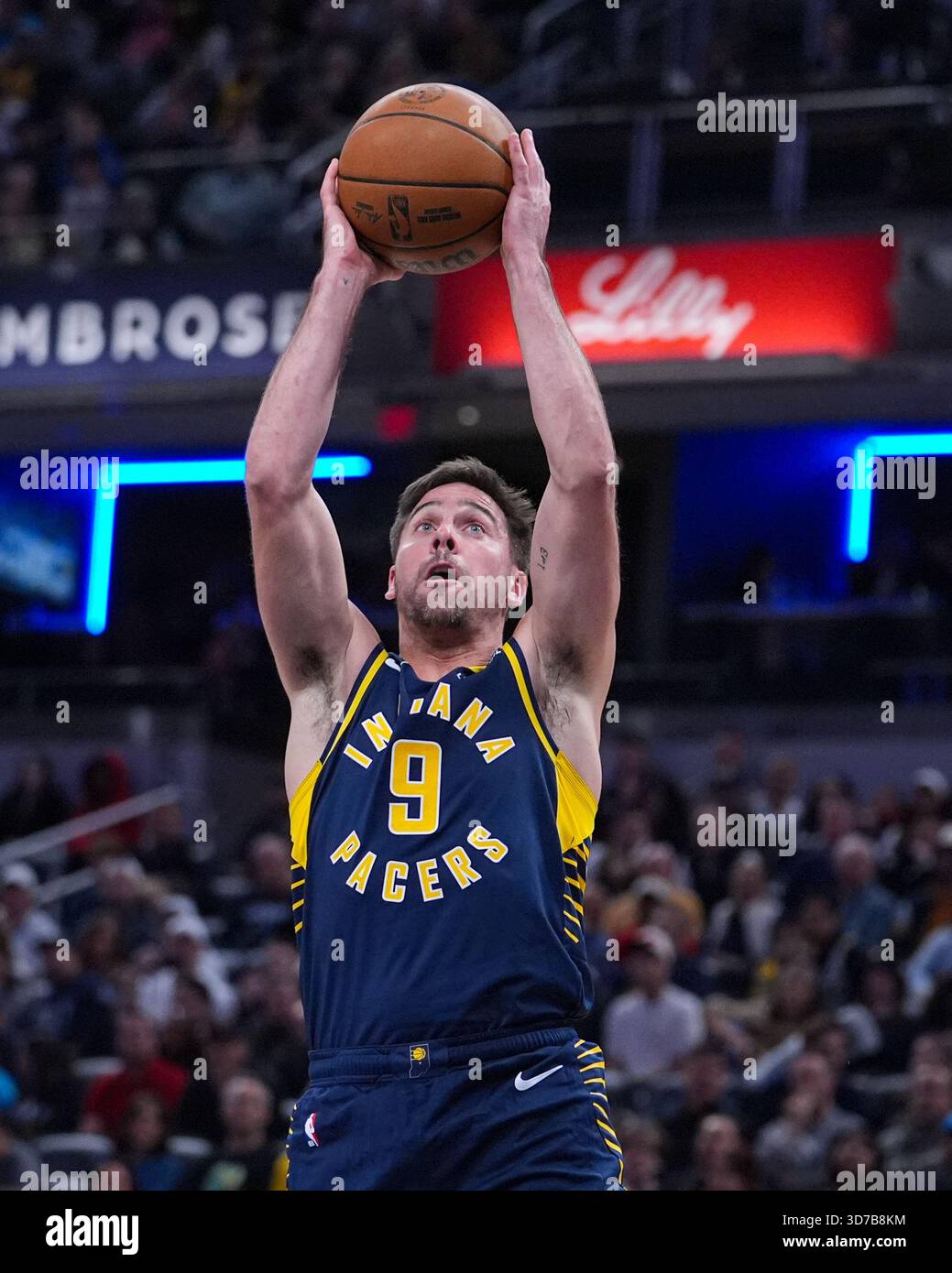 Indiana Pacers guard T.J. McConnell (9) plays against the Charlotte ...