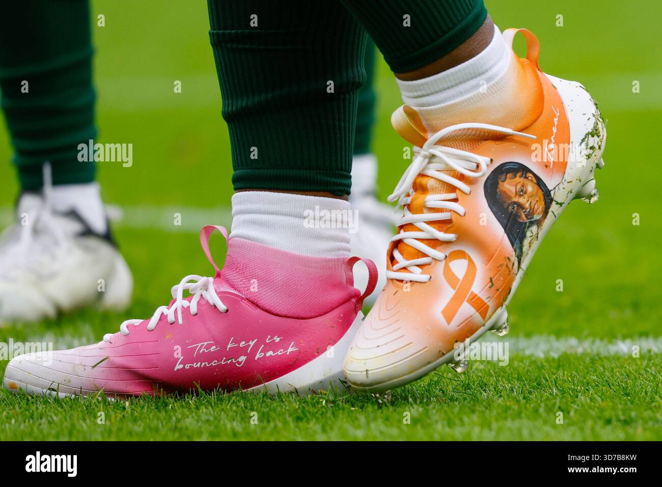 Green Bay Packers' Emanuel Wilson wears My Cause My Cleats before an ...