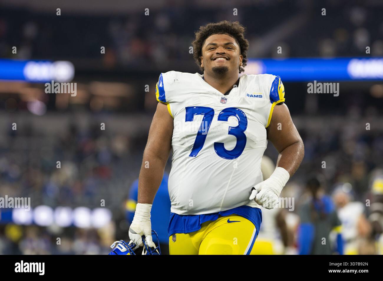 Los Angeles Rams guard Steve Avila (73) jogs back to the locker room ...
