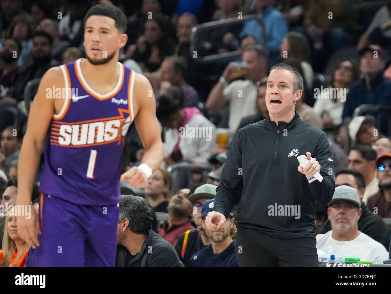 Phoenix Suns' head coach Jordan Ott, right, and Devin Booker (1 ...
