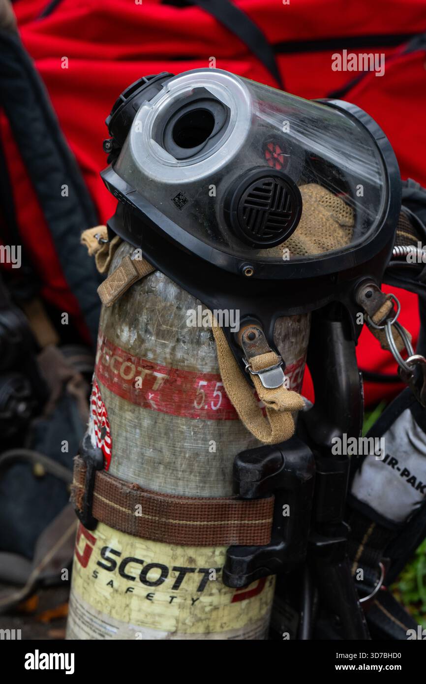 Seattle, USA. 24th Nov, 2025. Seattle Fire Department live fire ...