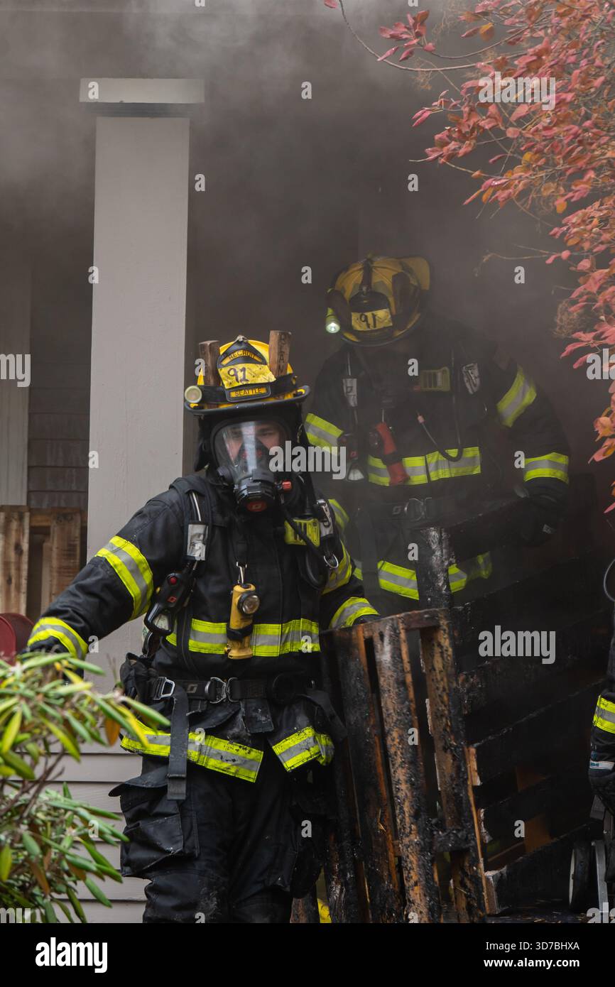 Seattle, USA. 24th Nov, 2025. Seattle Fire Department live fire ...