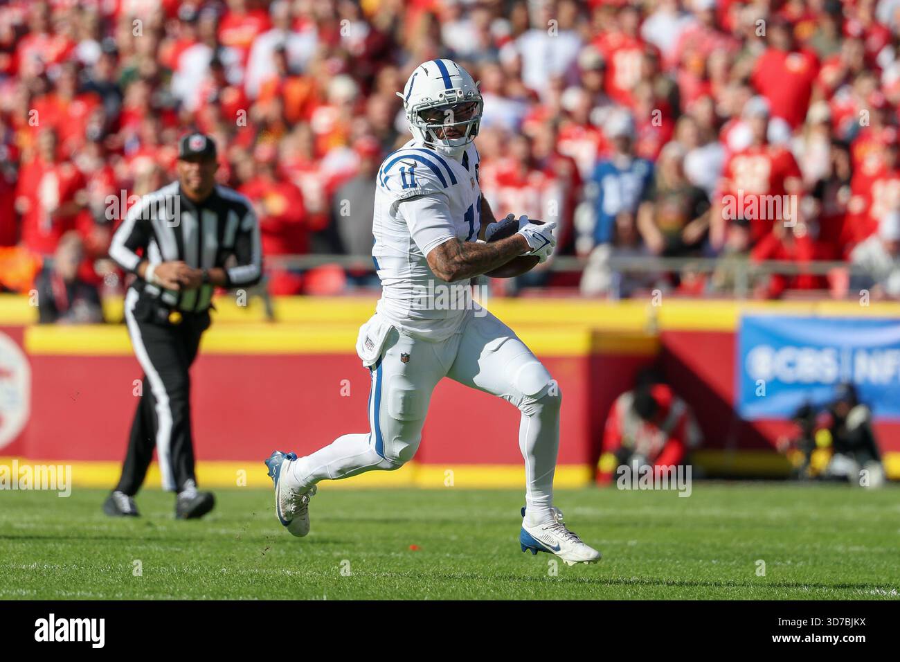 November 23, 2025: Indianapolis Colts wide receiver Michael Pittman Jr ...