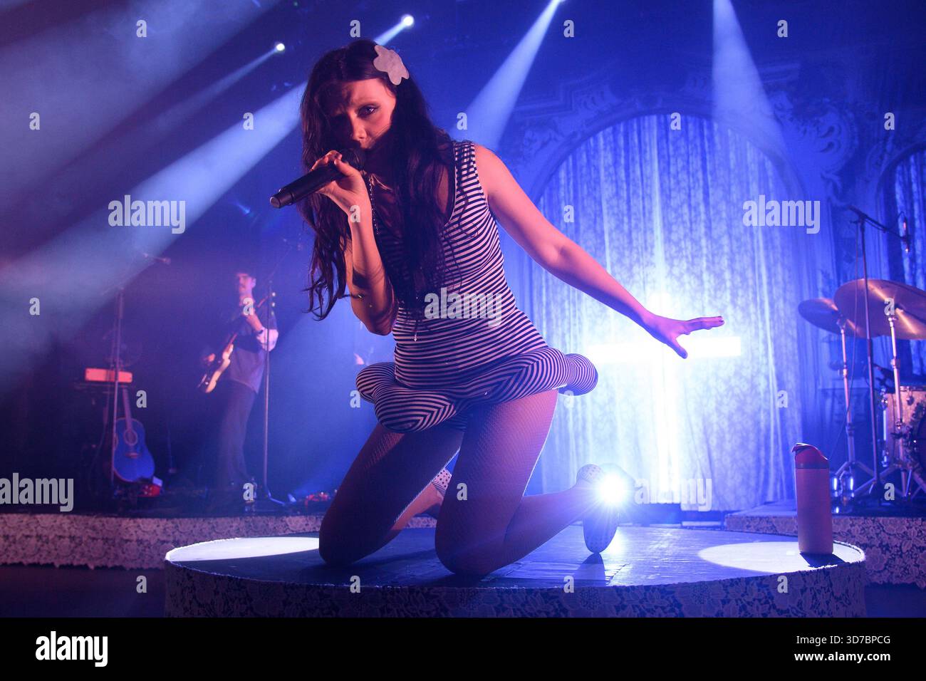 London, UK. 24 Nov 2025. English Singer-songwriter Alessi Rose performs ...