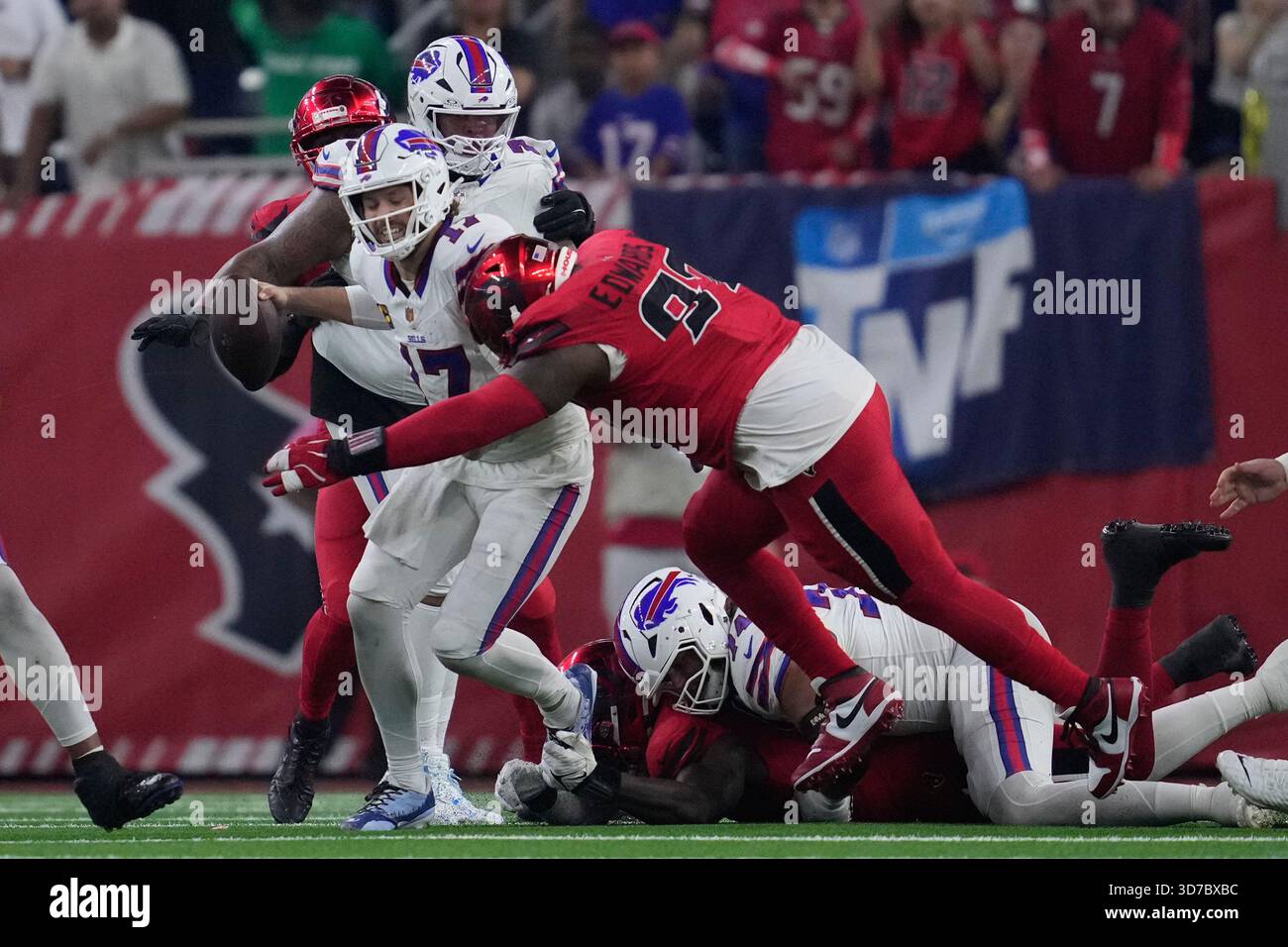 Houston Texans defensive tackle Mario Edwards Jr. (97) sacks Buffalo ...