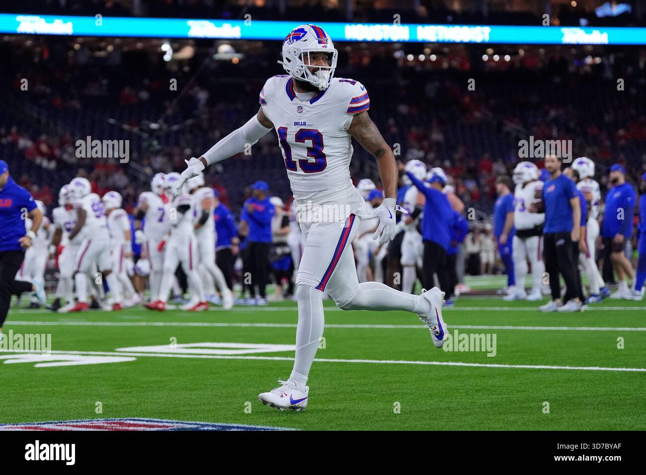 Buffalo Bills wide receiver Gabe Davis (13) warms up before an NFL ...