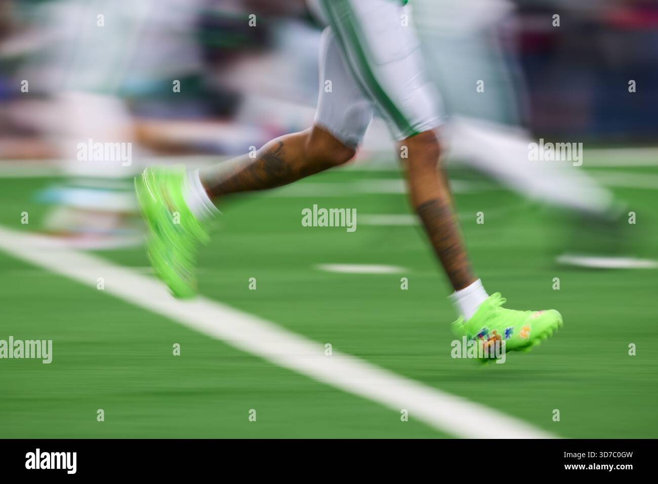 Philadelphia Eagles wide receiver DeVonta Smith wears cleats designed ...