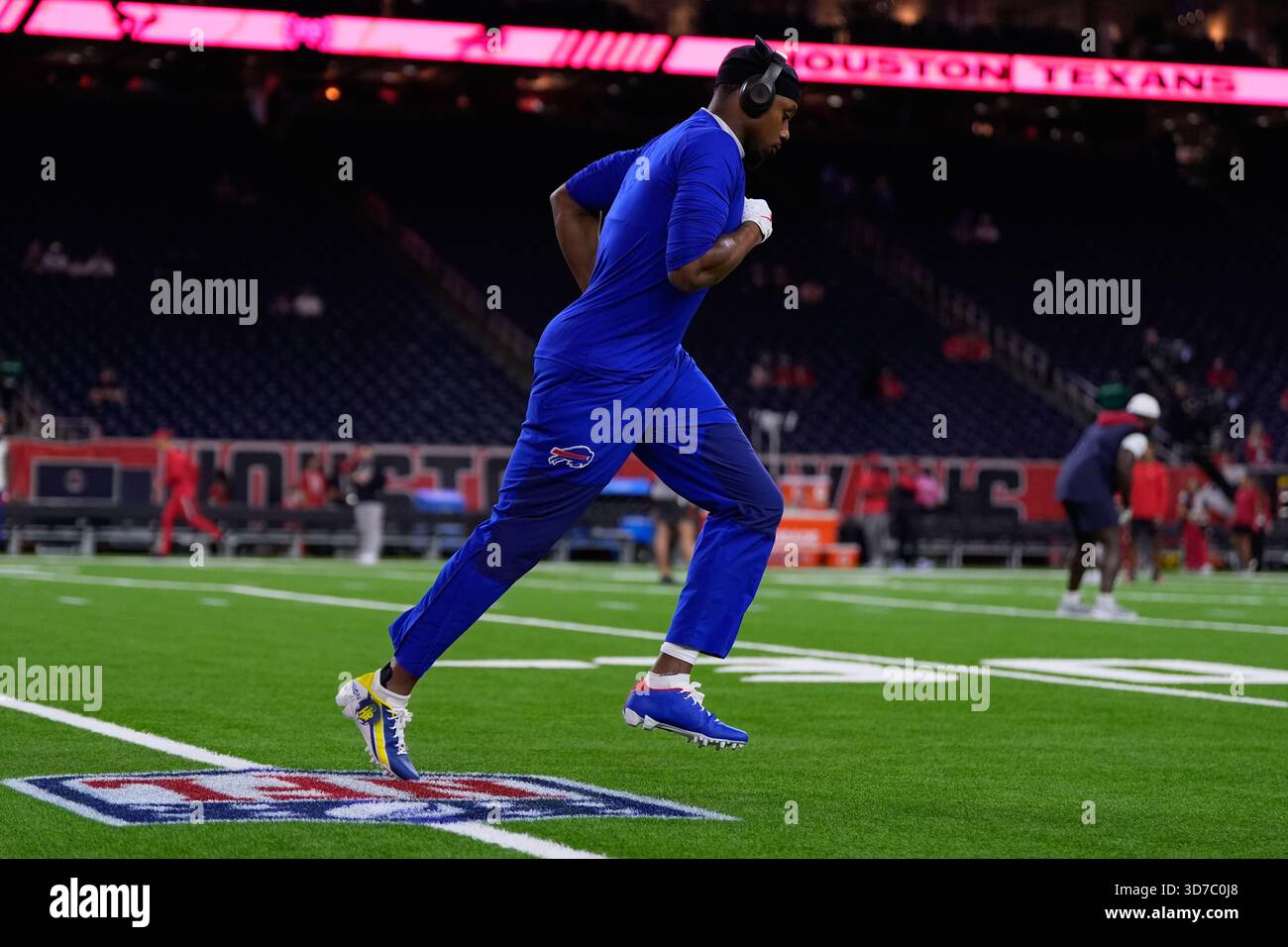 Buffalo Bills wide receiver Joshua Palmer wears custom cleats before an ...