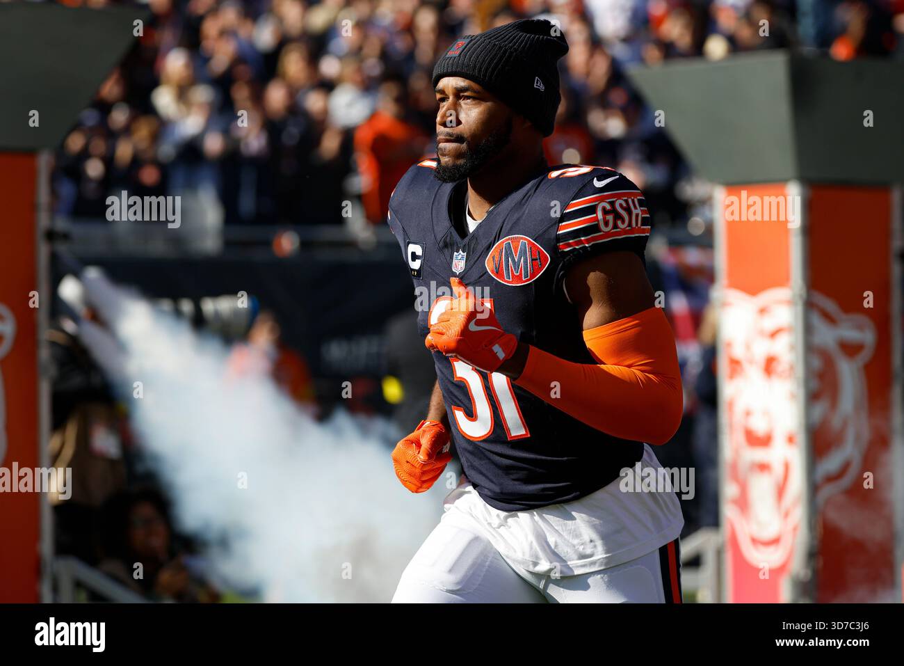 Chicago Bears safety Kevin Byard III (31) runs onto the field prior to ...