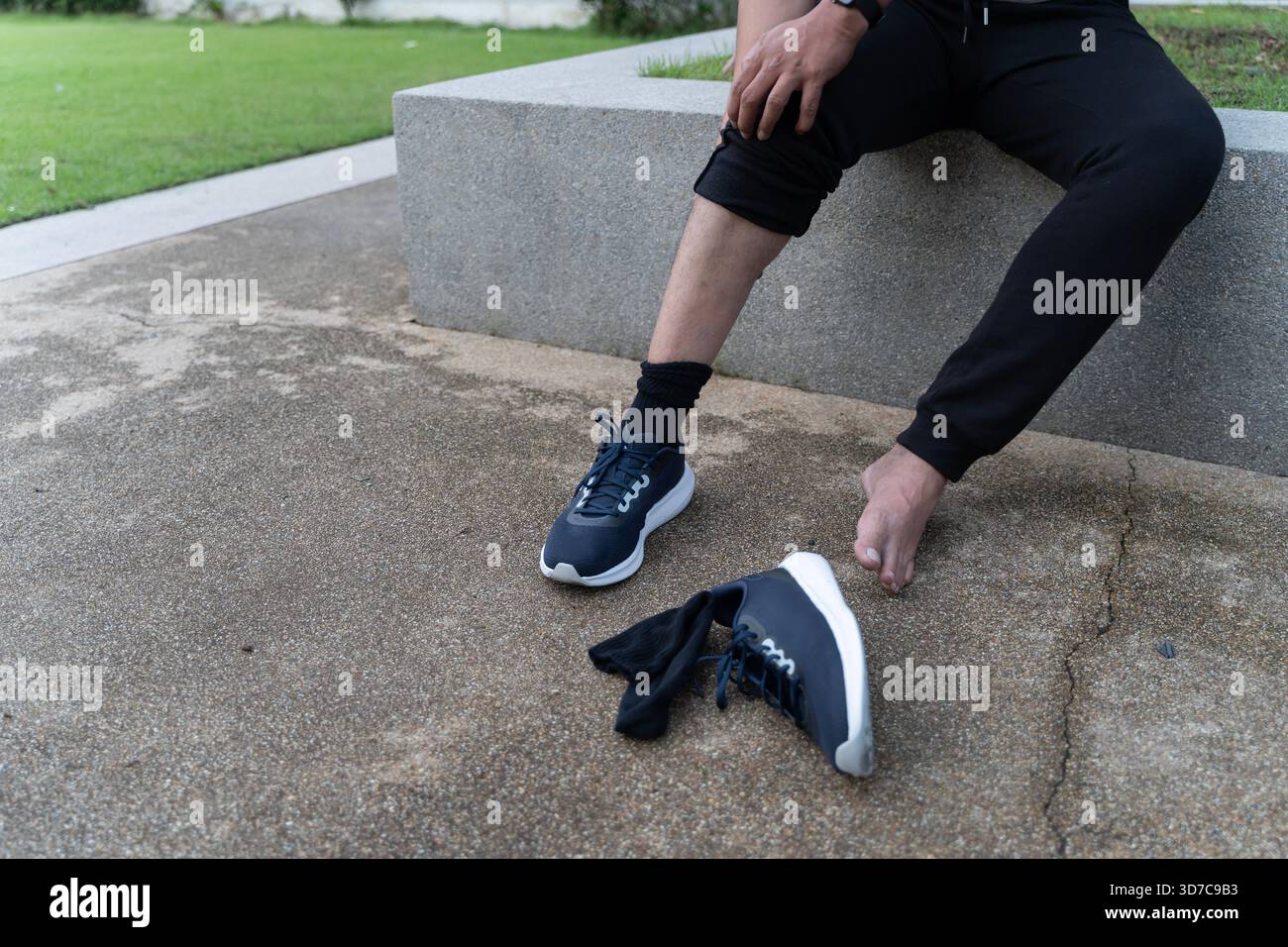 Illustrating joint inflammation pain hi-res stock photography and ...
