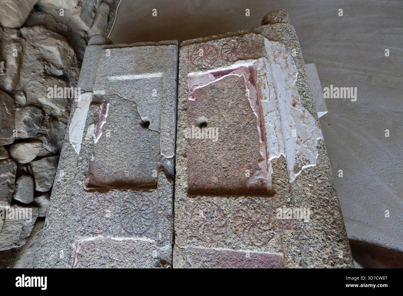 Shushmanets temple hi-res stock photography and images - Alamy