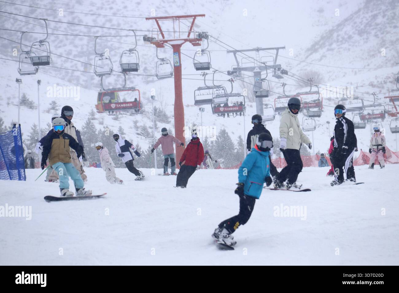 Tourists enjoy skiing in Altay City, northwest China's Xinjiang Uygur ...