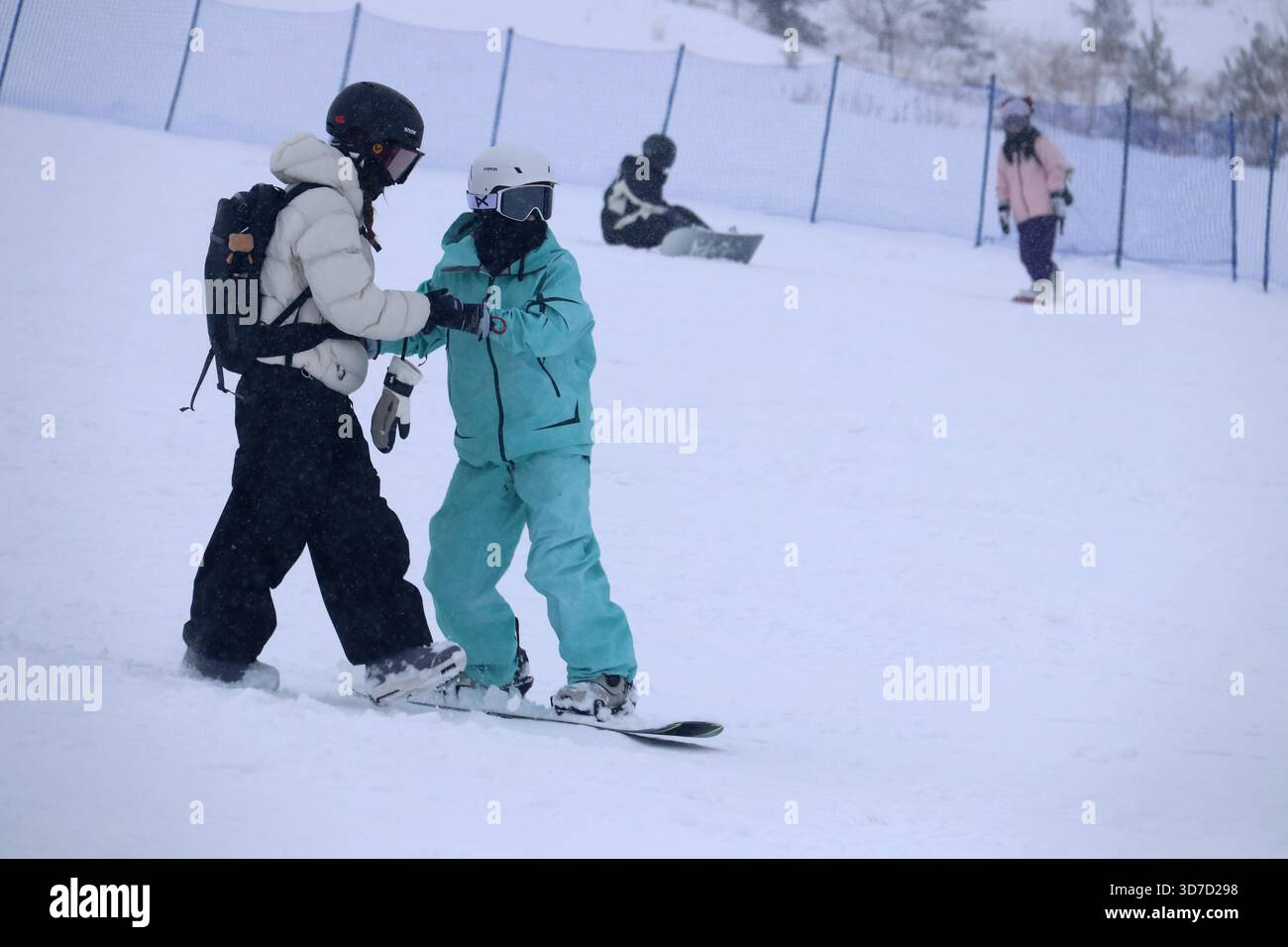 Tourists enjoy skiing in Altay City, northwest China's Xinjiang Uygur ...