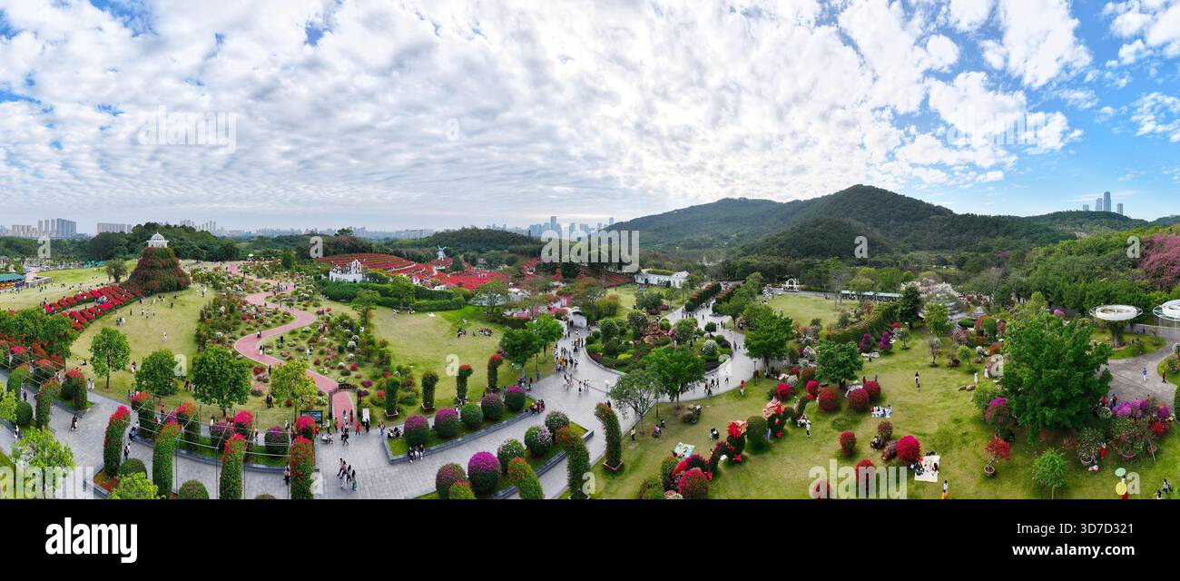 Tourists admire early winter scenery at Qingxiushan scenic area in ...