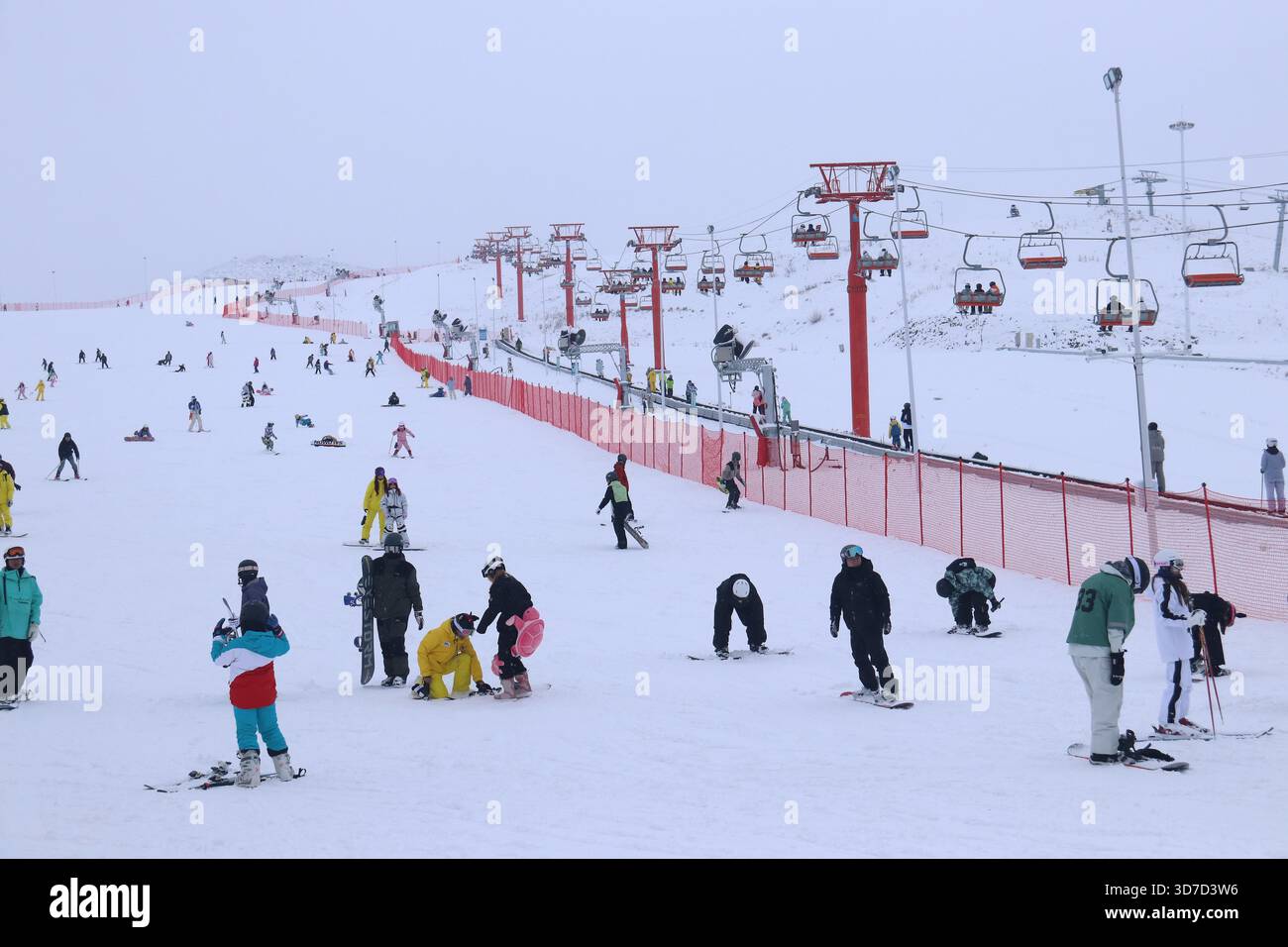 Tourists enjoy skiing in Altay City, northwest China's Xinjiang Uygur ...