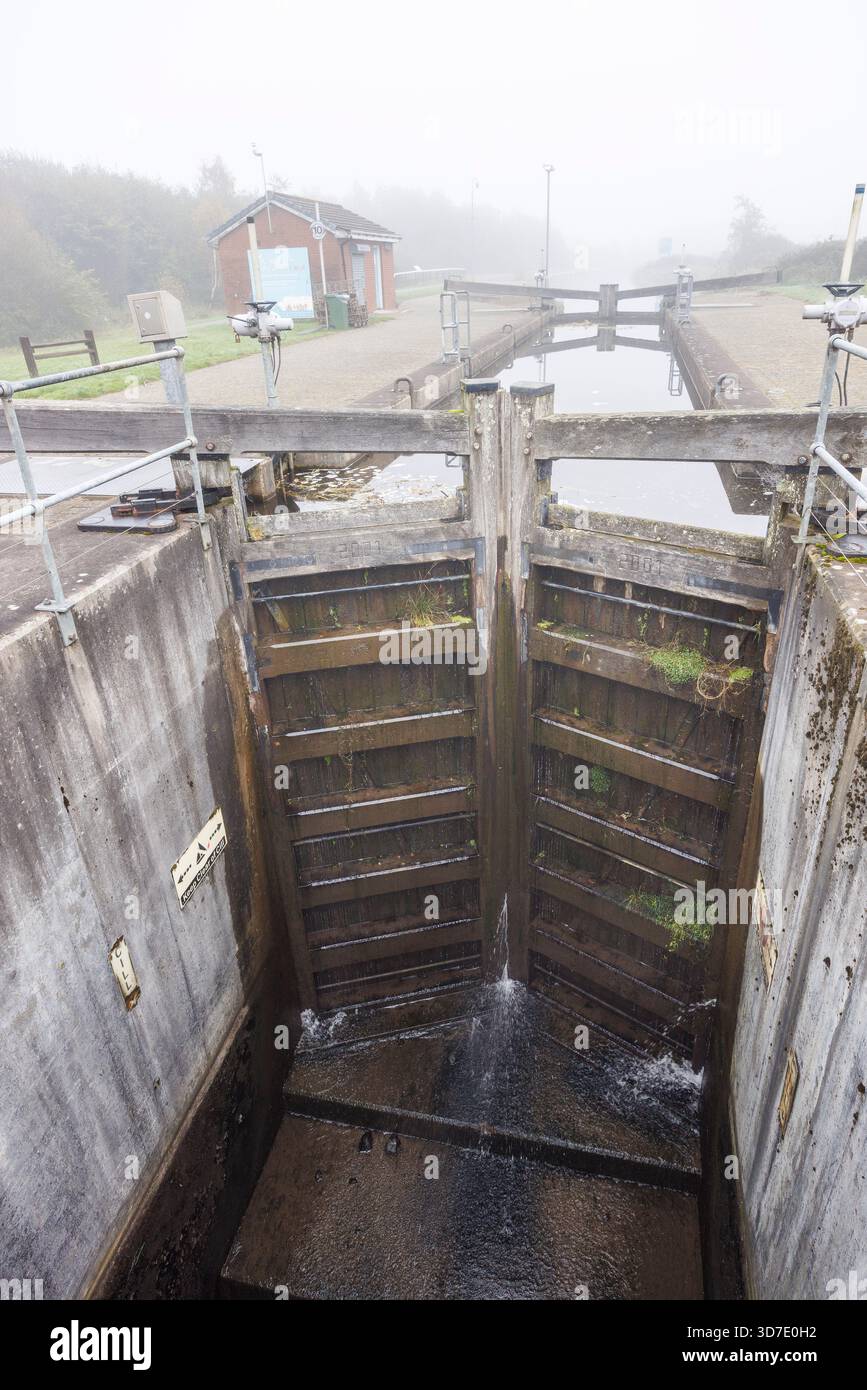 Lock gates in mist at the Falkirk Wheel rotating boat lift, Falkirk ...