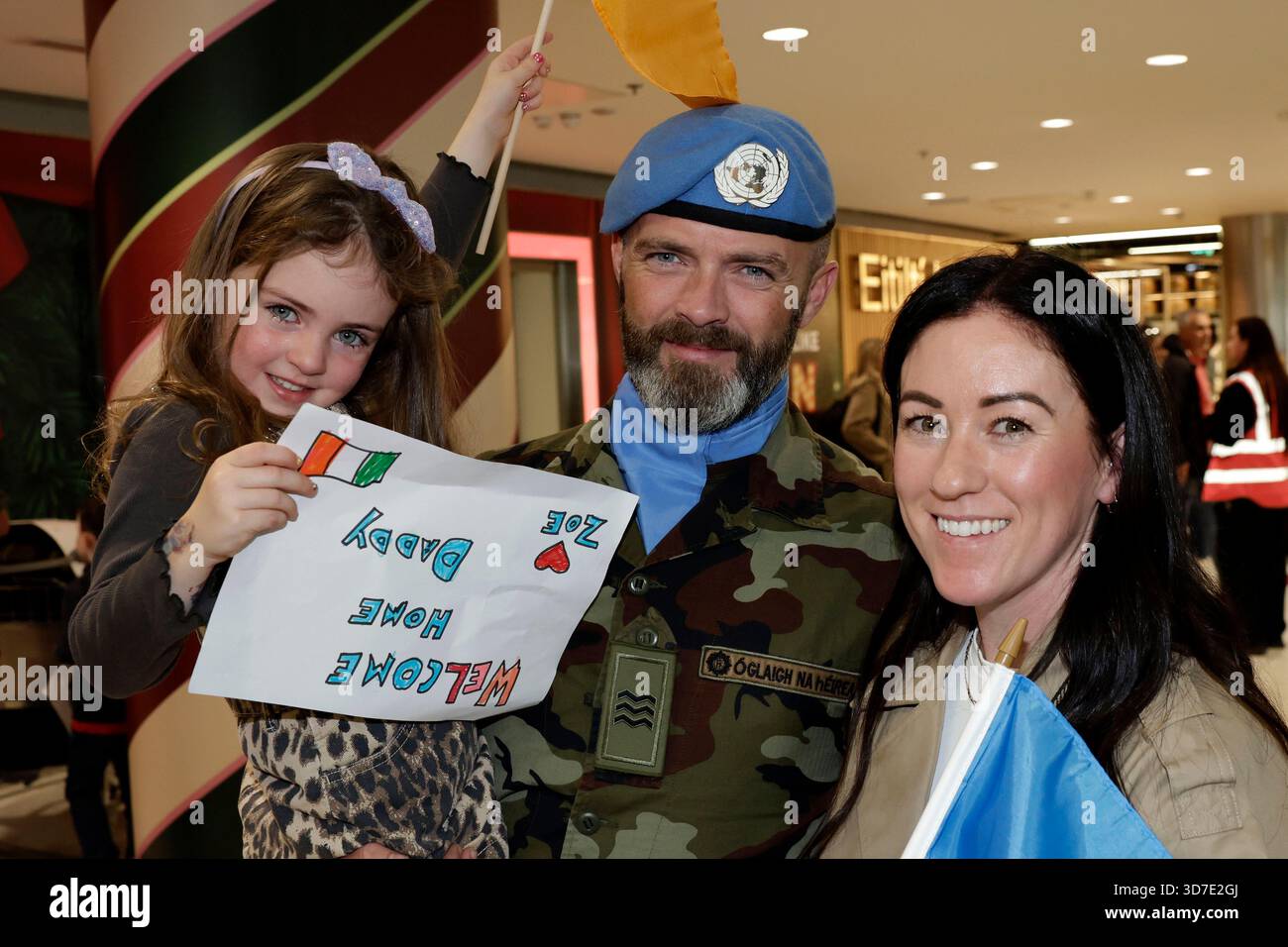 Sergeant Philip Conlon, from Sligo, with his wife, Kirsty and daughter ...